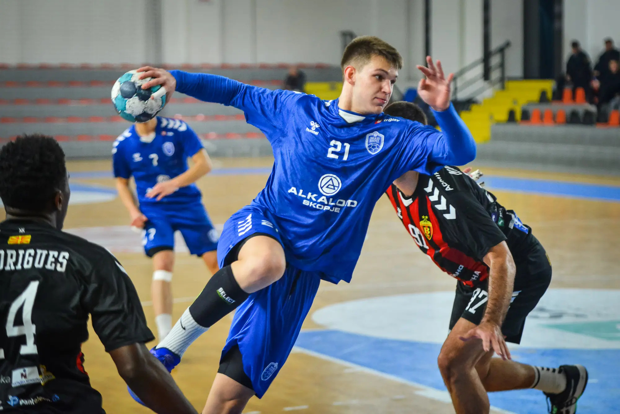 HC MULTI ESSENCE ADVANCES TO THE GROUP STAGE OF THE MACEDONIAN CUP - RK ...