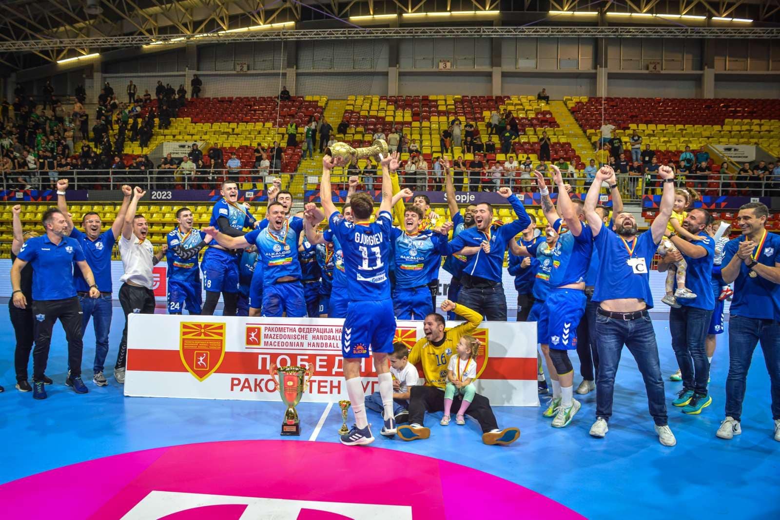 WE MADE HISTORY: HC ALKALOID WINS MACEDONIAN CUP! - RK Alkaloid